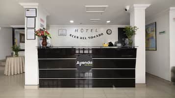 Entrada (vista interior)