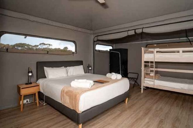Wi-fi grátis, roupa de cama fornecida 