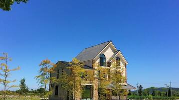 Individualmente decorados, quartos à prova de som, roupa de cama