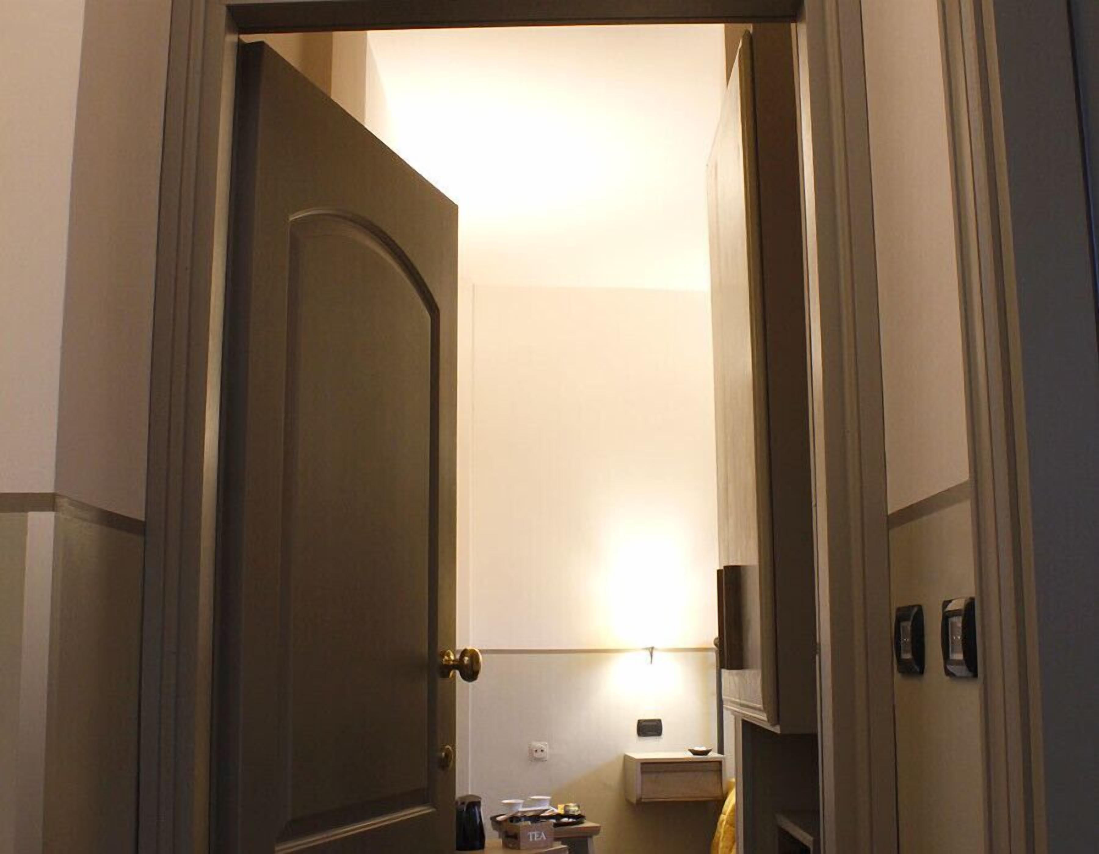 Minibar, berços/camas para crianças grátis, Wi-fi grátis 