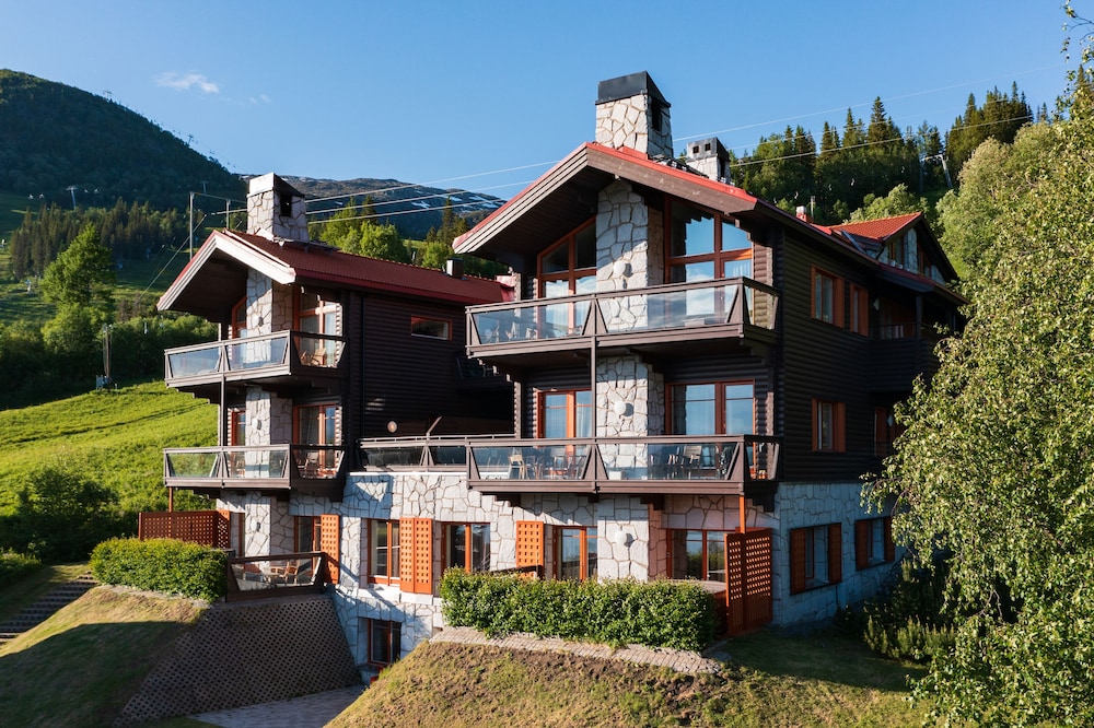 ÅRe Travel – Tottbacken Peak Performance Mountain House - Åre