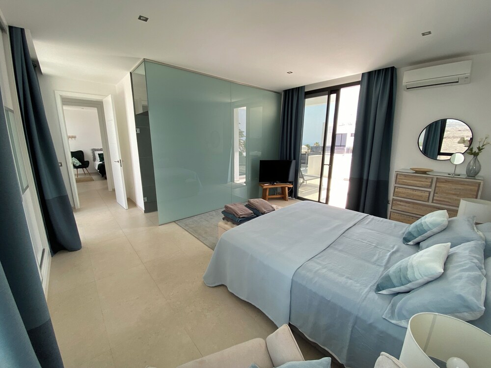 Exclusive Villa With Pool In Perfect Location In Puerto Del Carmen - Puerto del Carmen