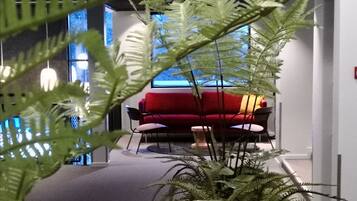 Lounge no saguão