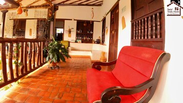 Fachada da propriedade