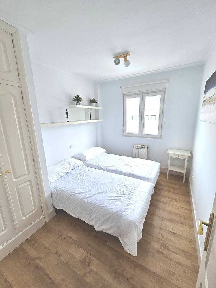 Mogro: Appartement 3 Pièces En Bord De Mer - Santa Cruz de Bezana