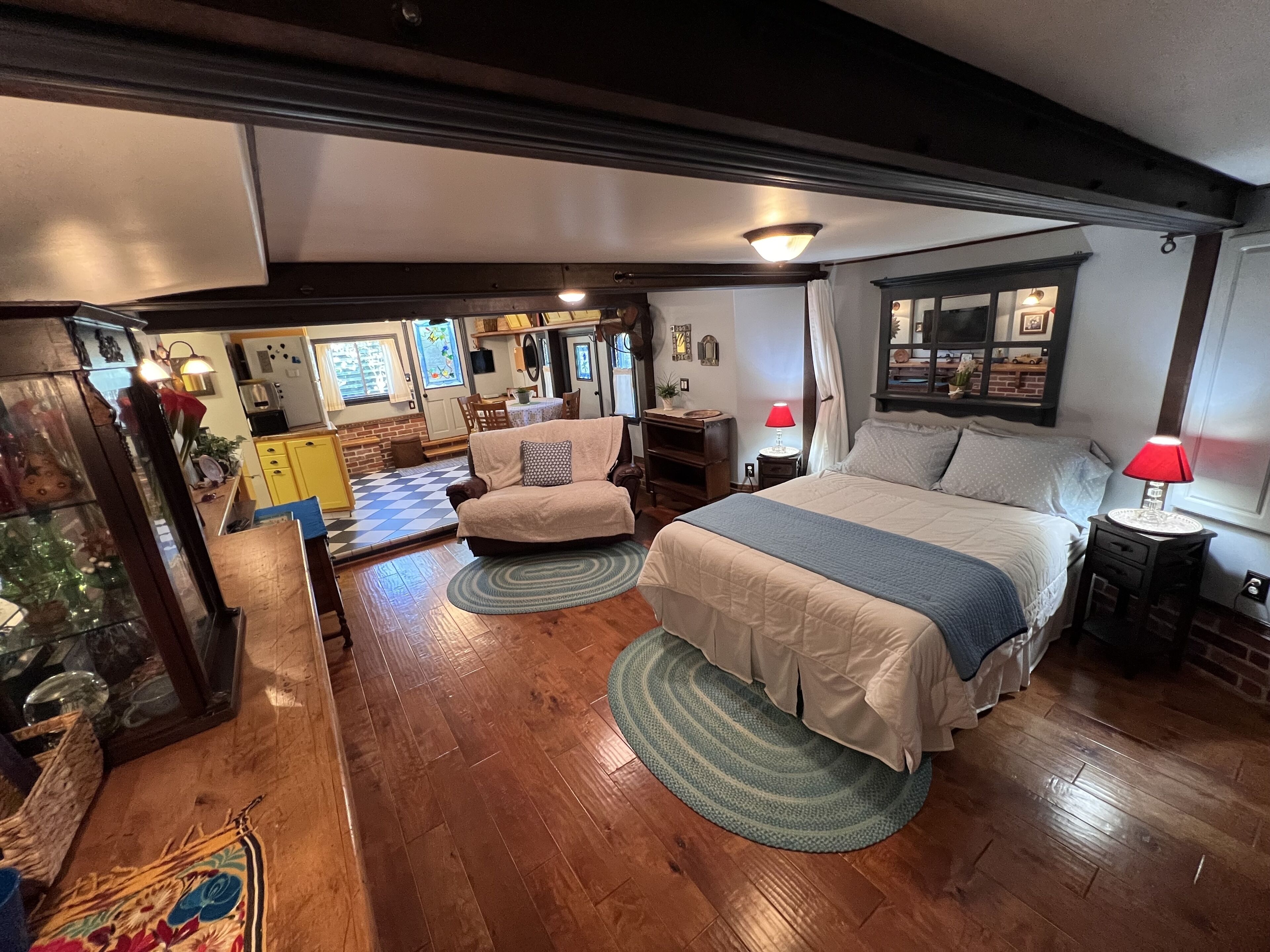 Private And Serene Studio In Beautiful Glendale With Private Entrance - Skid Row - Los Angeles