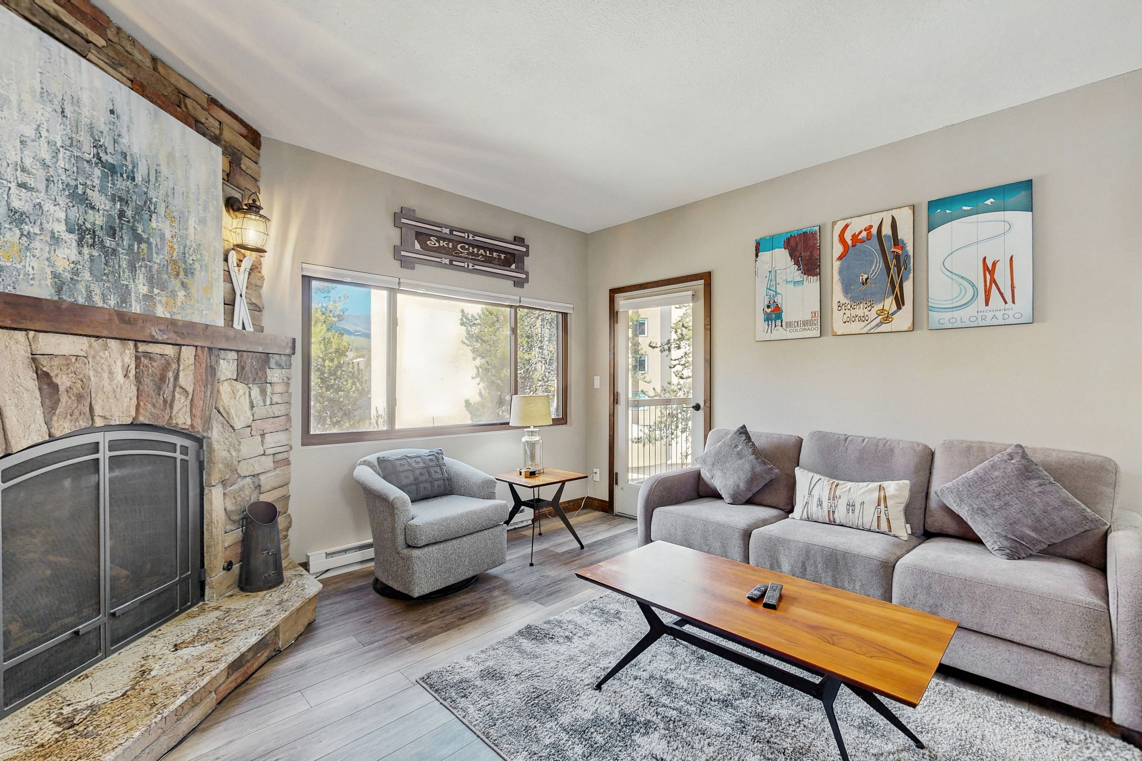 Updated Breck Condo W/ Fireplace, Balcony Views & Walkable Location - Breckenridge, CO