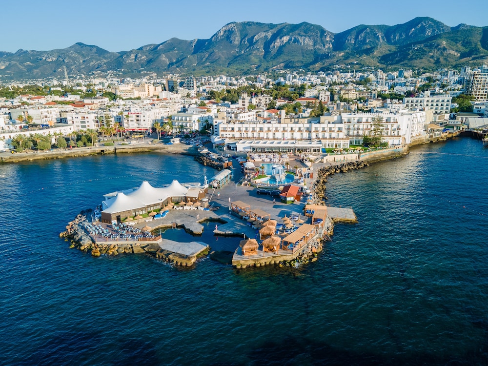 Dome Hotel - Kyrenia