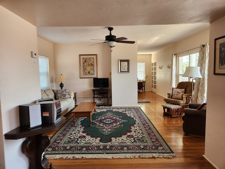 Labyrinth Retreat In Truth Or Consequences Cozy And Comfortable Home For 4!! - Truth or Consequences, NM