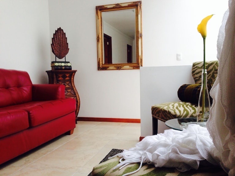 Hermoso Apartamento Con Impresionantes Vistas A La Terraza - Cuenca