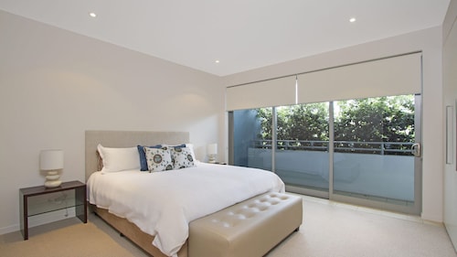 Azura 5 Beachfront Penthouse - Kingscliff