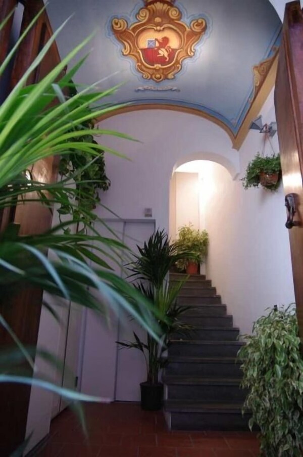 Old Taverna Sorrentina - Sorrent