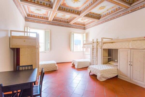 Student's Hostel Estense - Ferrara