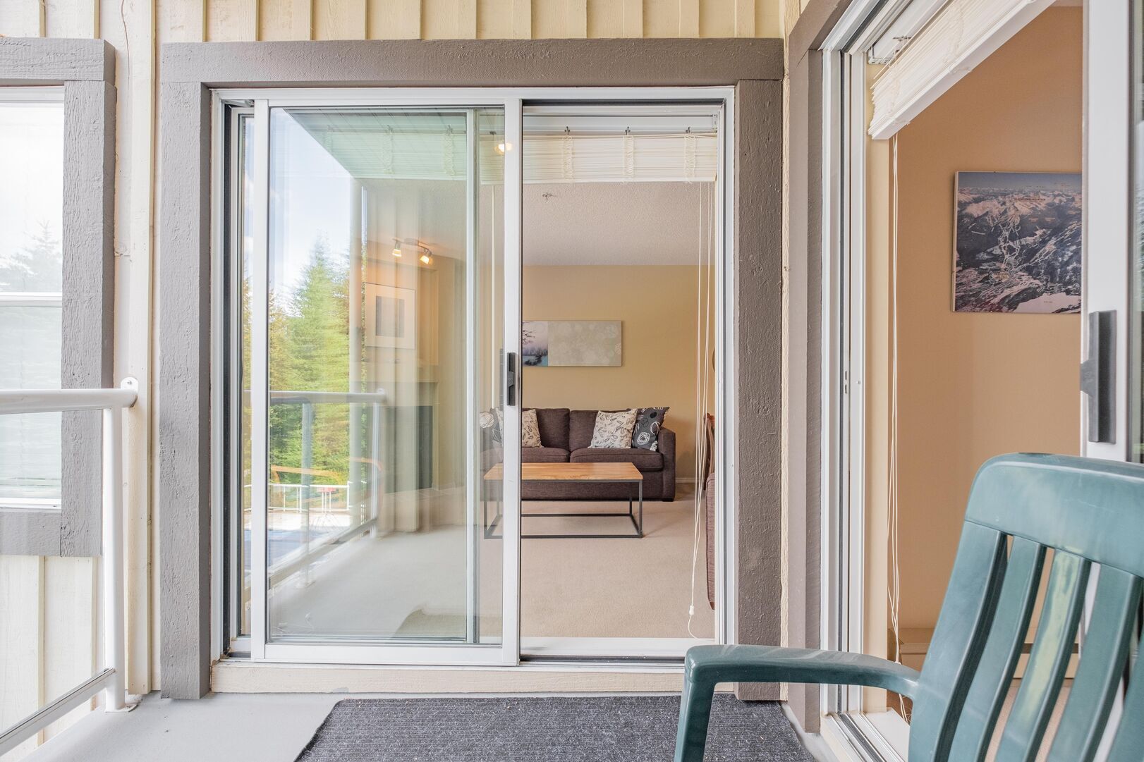 Budget Friendly Comfortable 1bdr | Close To Lifts - British Columbia