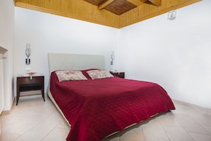 Suíte luxo, banheira | Roupas de cama de algodão egípcio, roupas de cama premium