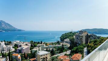 Panoramic Apartment, 3 Bedroom - Becici, 18 jul bb | Terraço/pátio