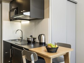 Cofres nos quartos, individualmente decorados