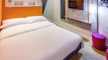 Quarto, 1 cama de casal | Com decoração personalizada, quartos insonorizados, Wi-fi grátis