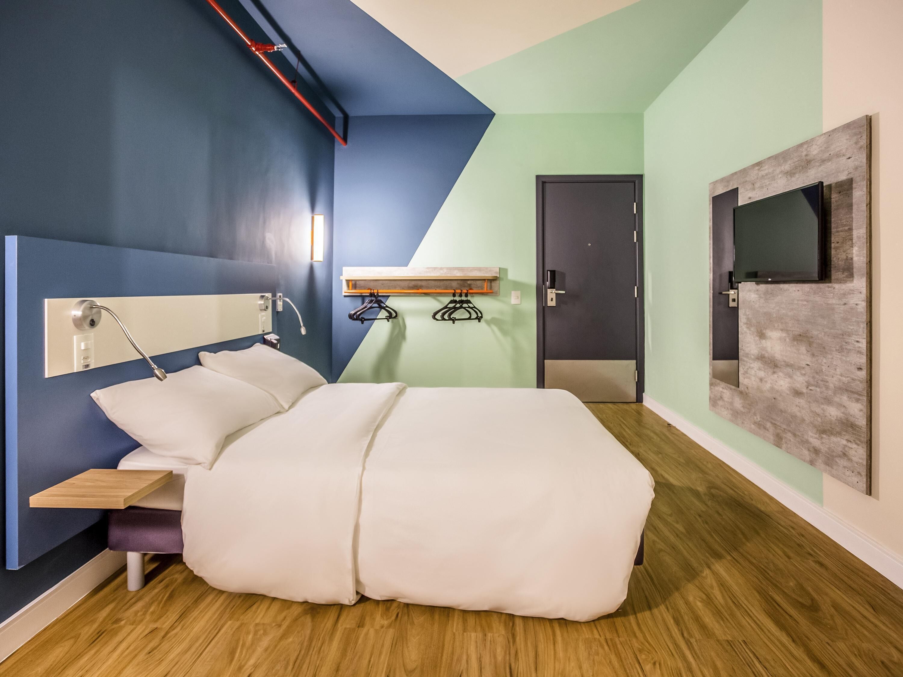 Quarto, 1 cama de casal, acessível