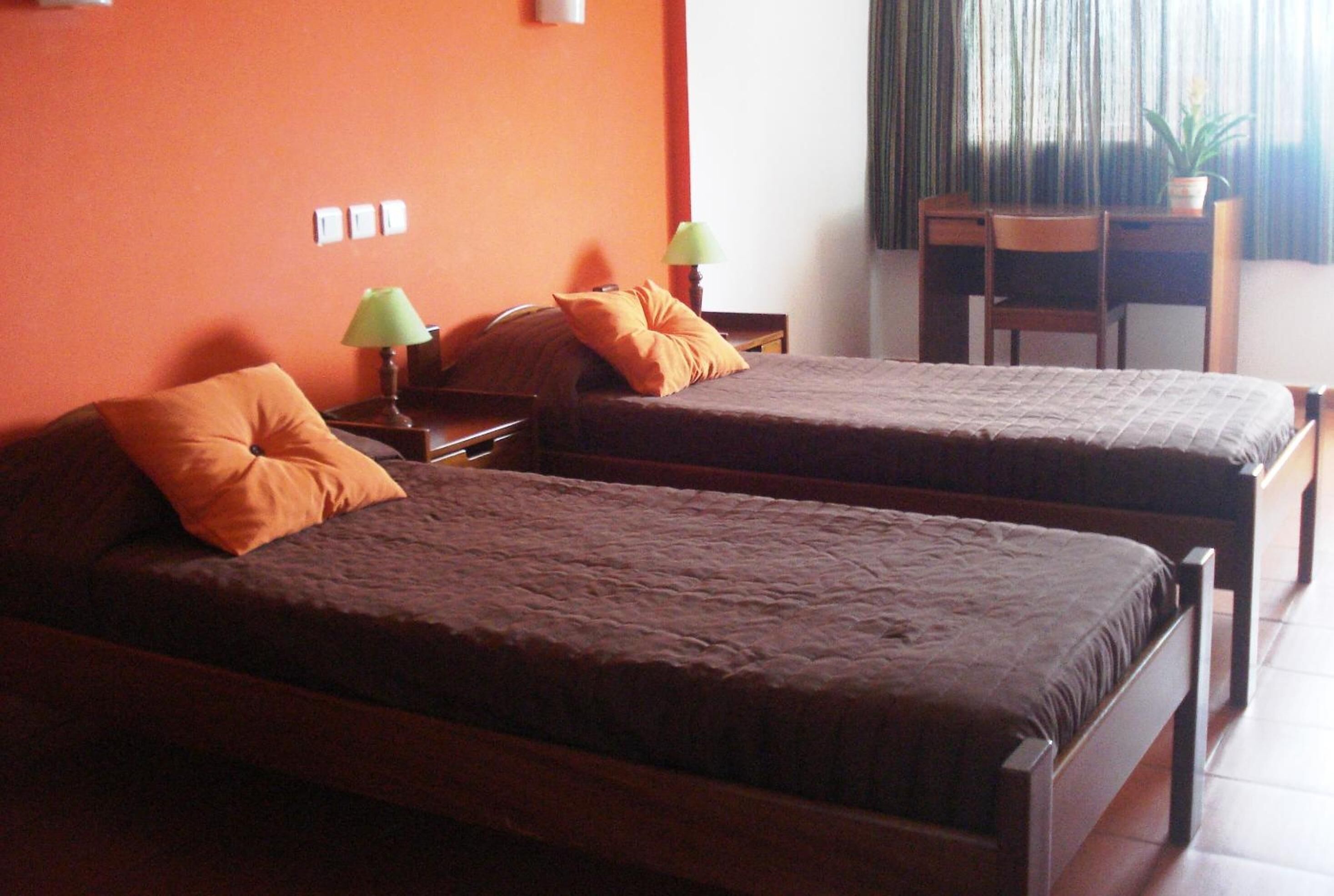 Wi-fi grátis, roupa de cama fornecida 