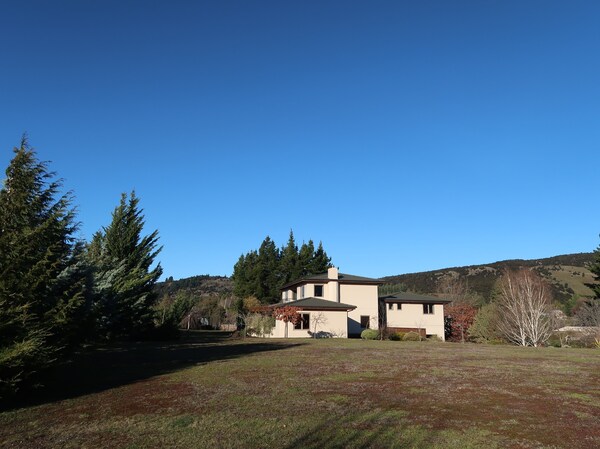 Black Peak View - Wanaka