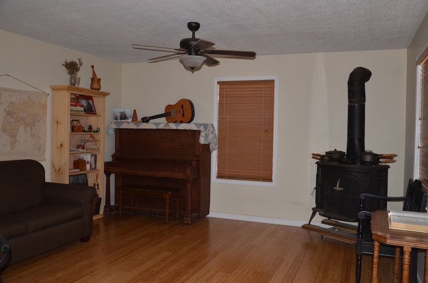 Peaceful Farm Atmosphere - Cummins Falls State Park, Cookeville