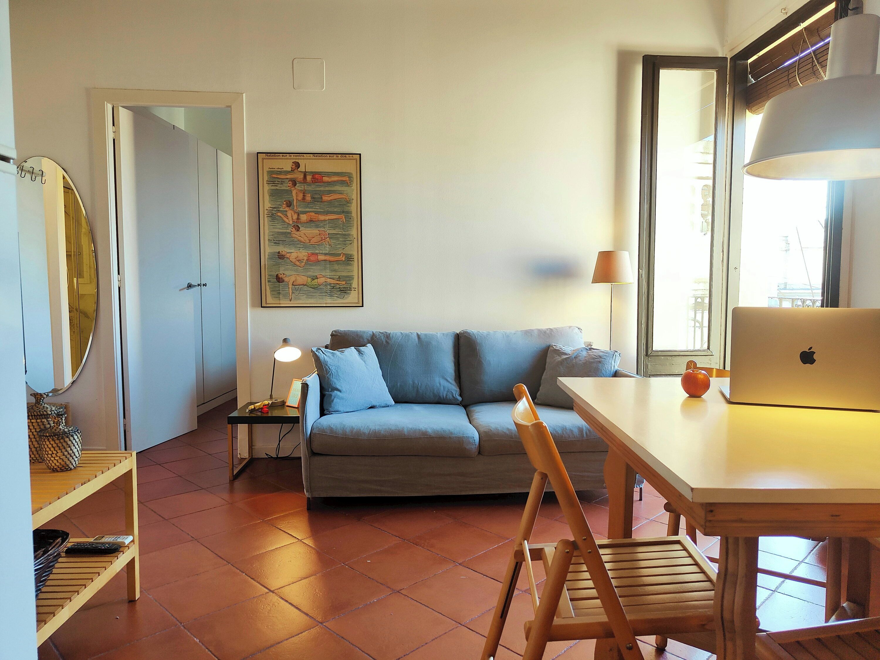 Sunny, Central & Tranquil. 1br. Plaça Catalunya Rb - Barcelona