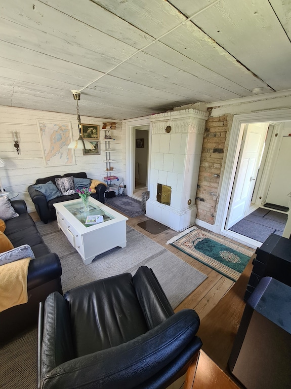 Holiday Home In åMmeberg At Vättern With Beautiful Natural For Hiking. - Askersund