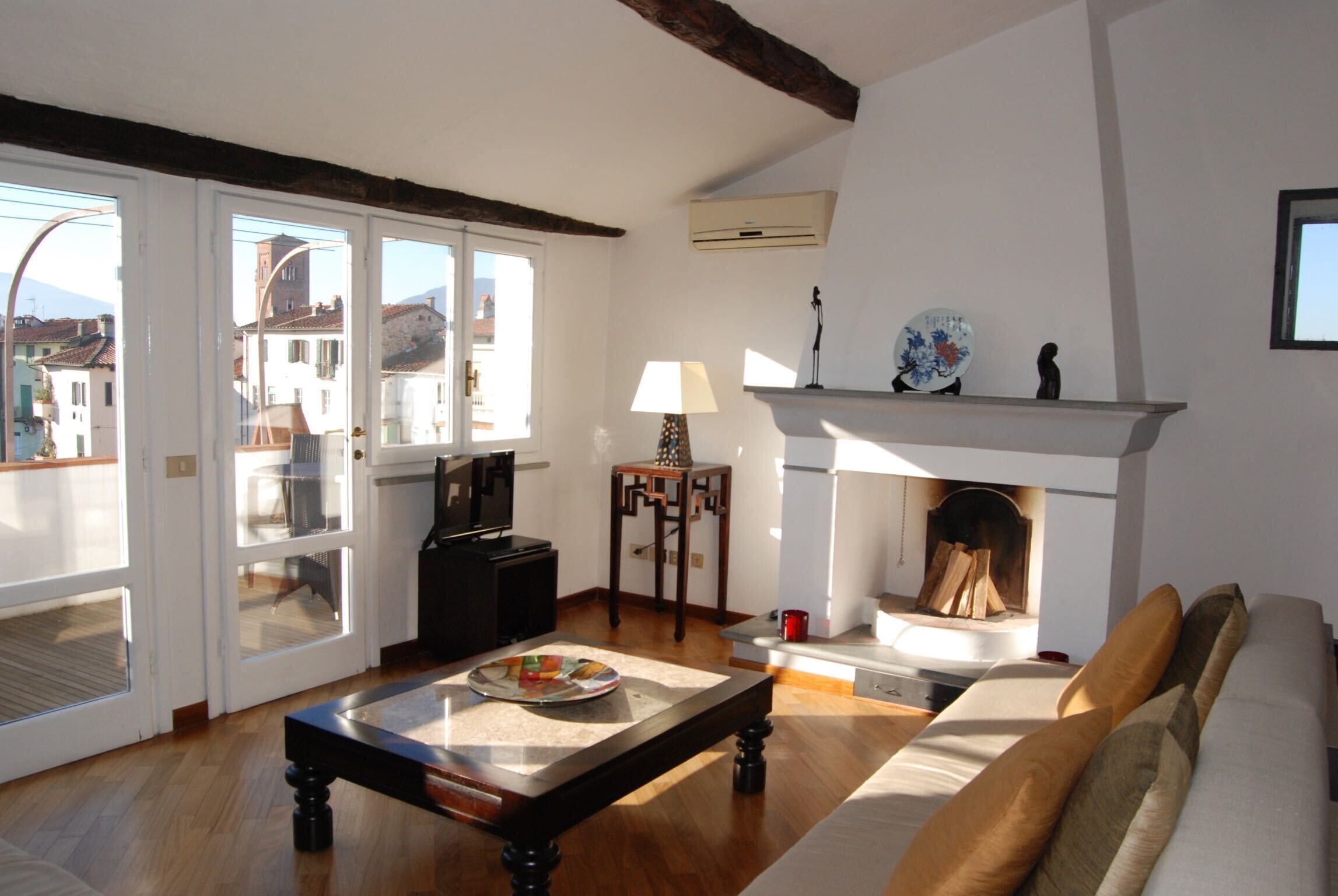 Hermosa Lucchese Apartamento Con Impresionantes Vistas - Lucca