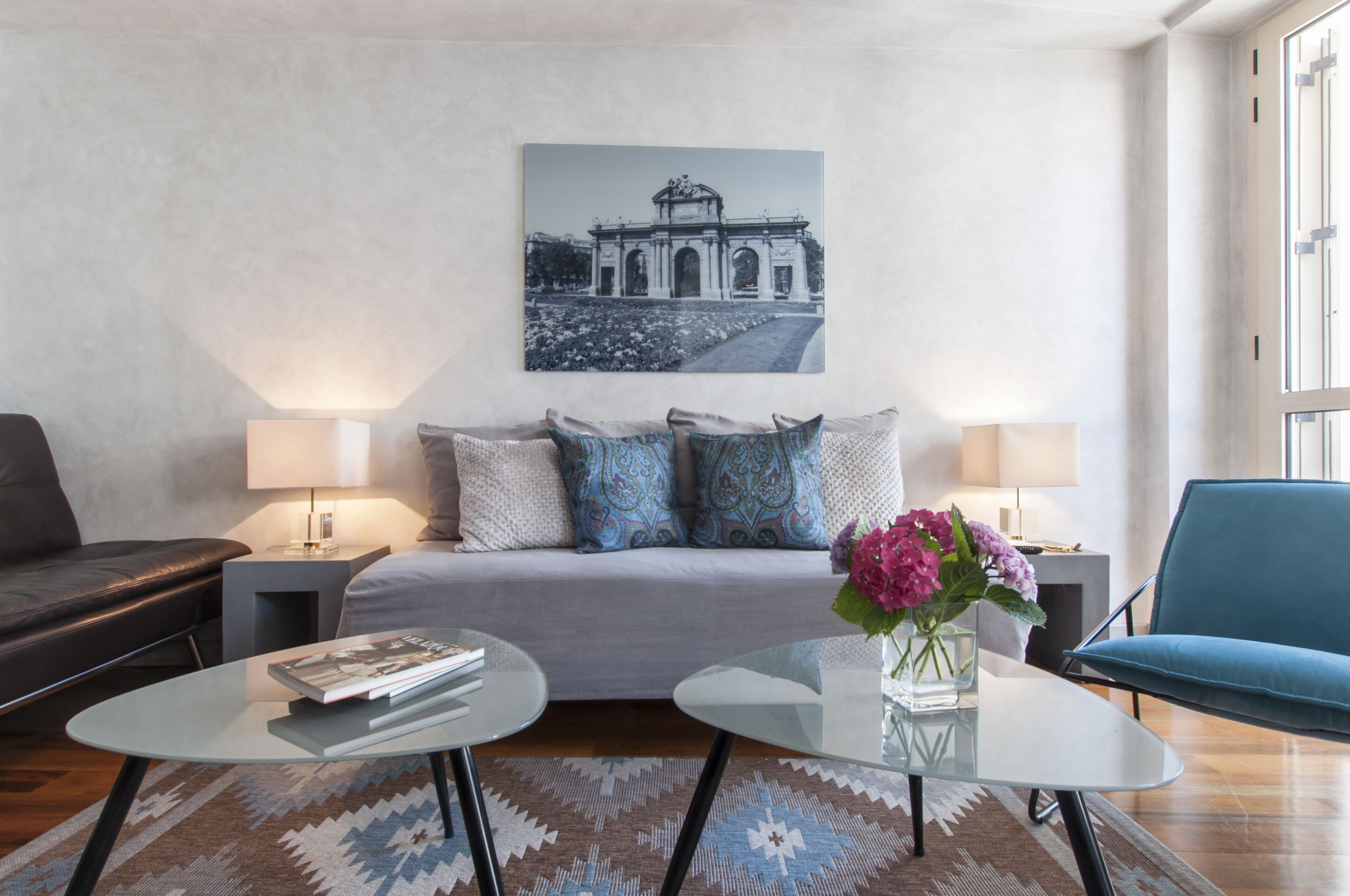 Luxury Apt. Central Madrid. Barrio Letras, Steps To Museums, Plazas And Granvia - Chueca