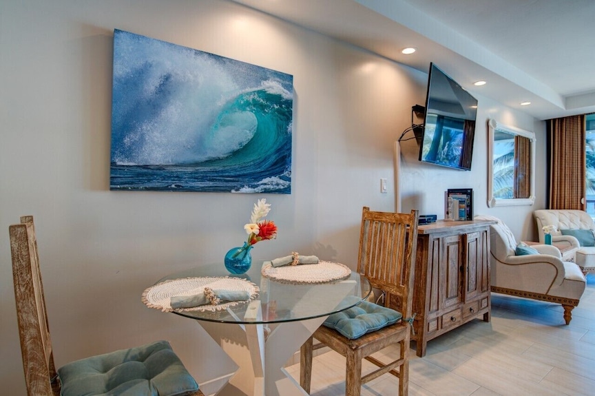 Oceanfront Condo In Lahaina Shores Mit Herrlichem Meerblick - Hawaii