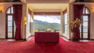 Suíte executiva, várias camas, banheira, vista para a montanha | Wi-Fi de cortesia, roupa de cama
