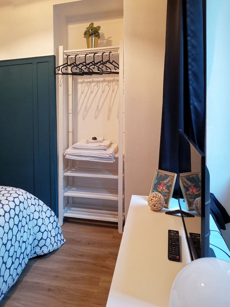 Moderno Apartamento De Dos Habitaciones Cerca Del Centro De Turín - Turín
