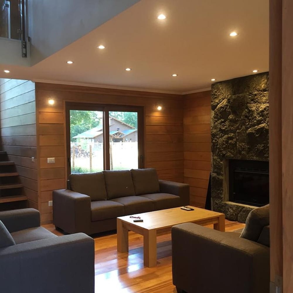 Beautiful Chalet, Placed Near Downtown Pucon - Pucon