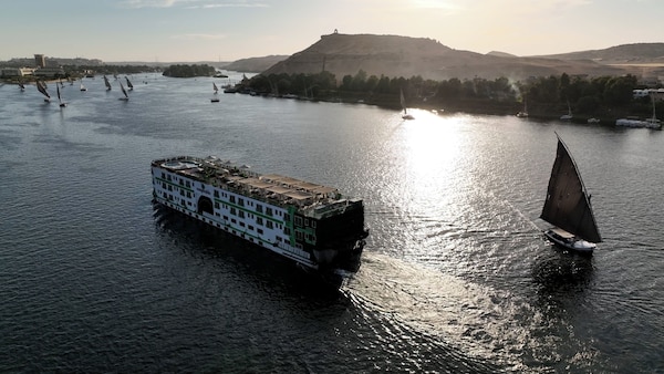 Ms Esmeralda Nile Cruise From Aswan Or Luxor - Egipto