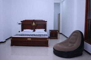 Villa de Luxo, não fumadores, vista para o jardim | Minibar, com decoração personalizada, com mobília individualizada 