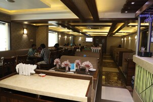 Pequeno-almoço tipo buffet diário incluído 