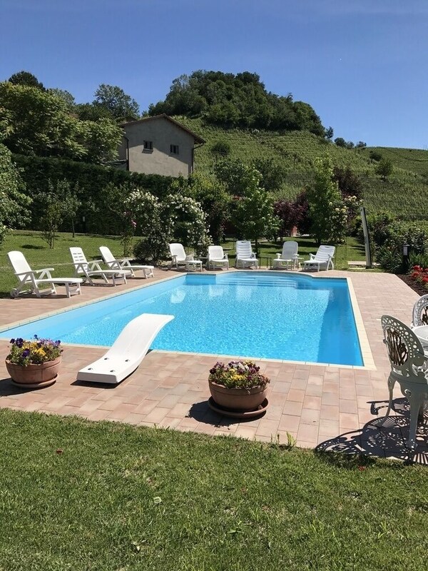 Residence Delle Rose - Barolo