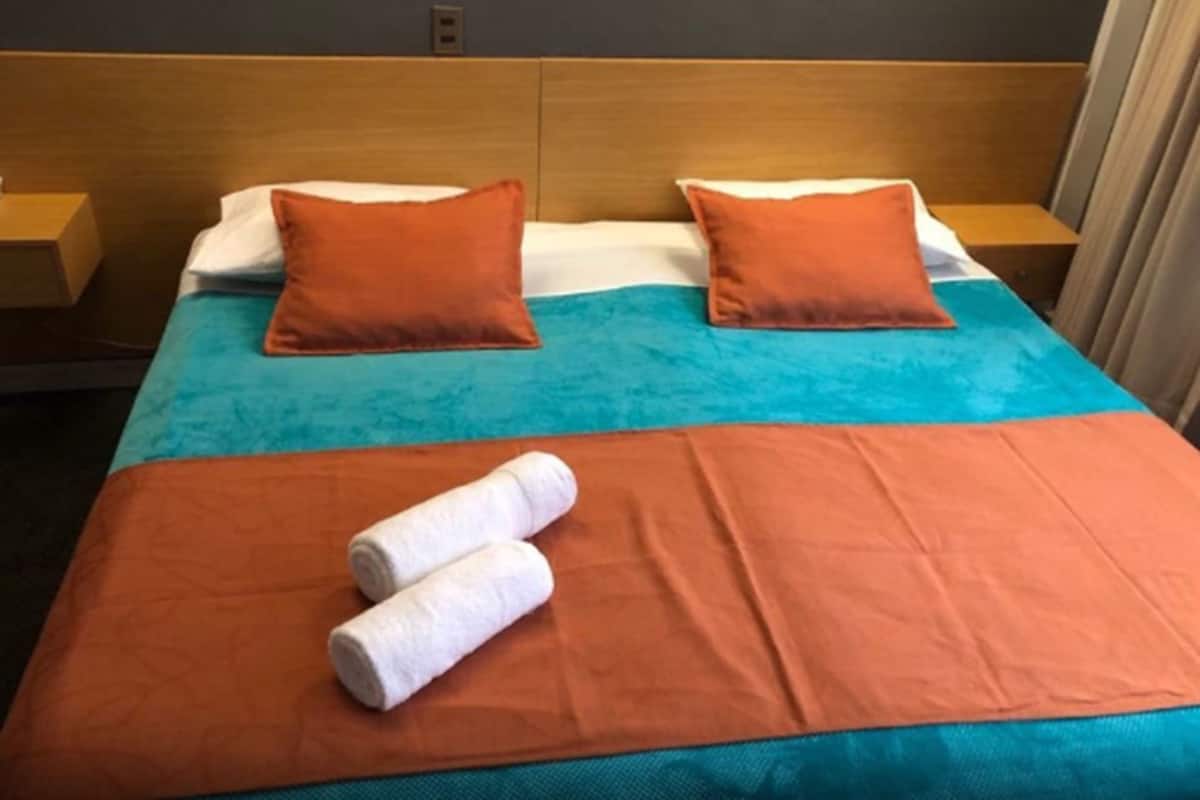 Minibar, cofre no quarto, ferro/tábua de engomar, Wi-fi grátis