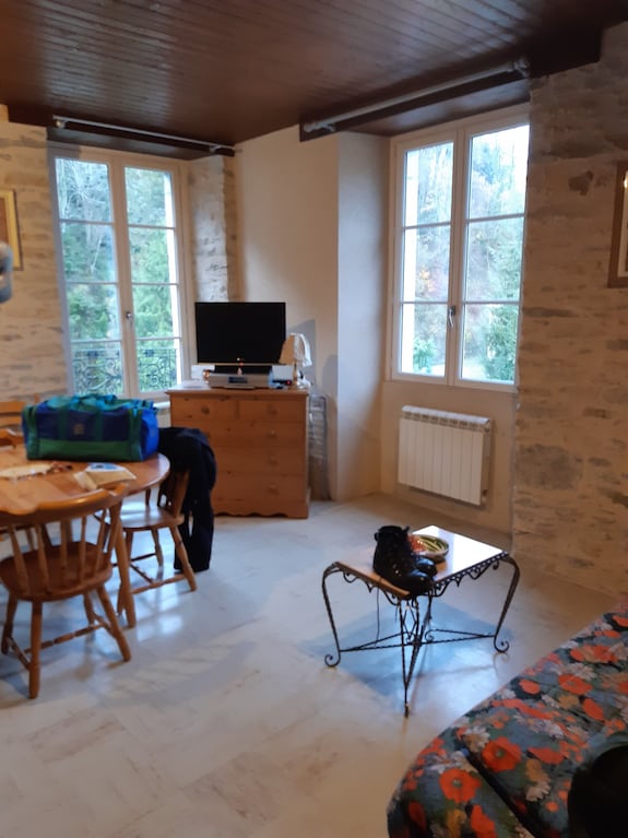 Appartement à La Montagne,situé Dans Une Station Thermale Et 7kms Des Pistes Sk - Lac d'Isabe