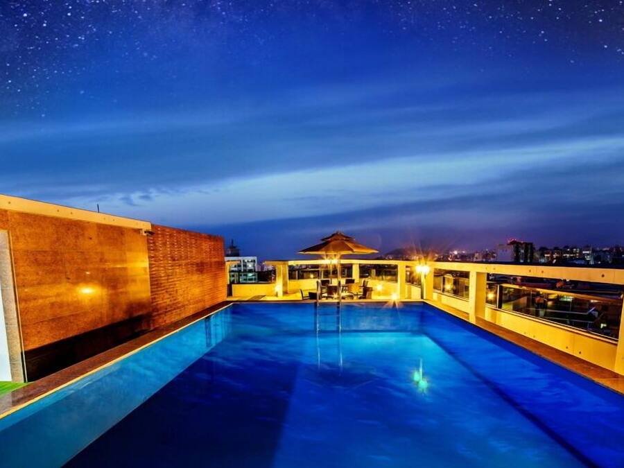 Piscina exterior sazonal