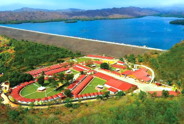 Praveg Tent City Narmada, Statue Of Unity - Nandurbar