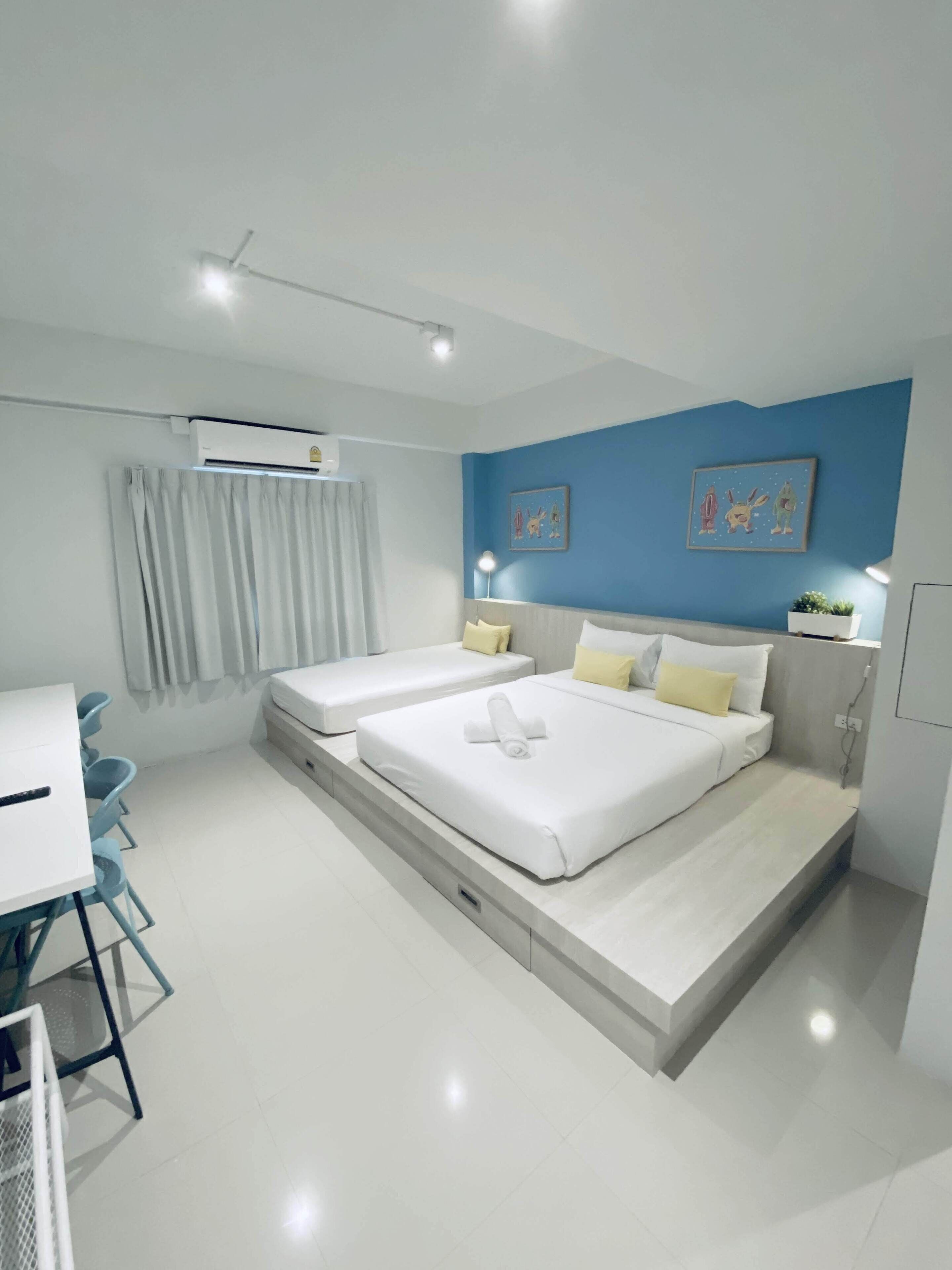 Secretária, Wi-fi grátis, roupa de cama fornecida 