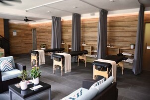 Sala(s) para tratamentos a casais, sauna, banheira de hidromassagem 