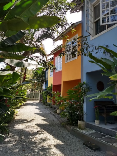 Charmosa Casa A 350 M Da Praia De Camburizinho - São Sebastião