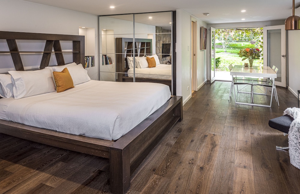 The Studio @ The Vale Penrose - Luxurious Studio Immersed In Manicured Gardens - Exeter