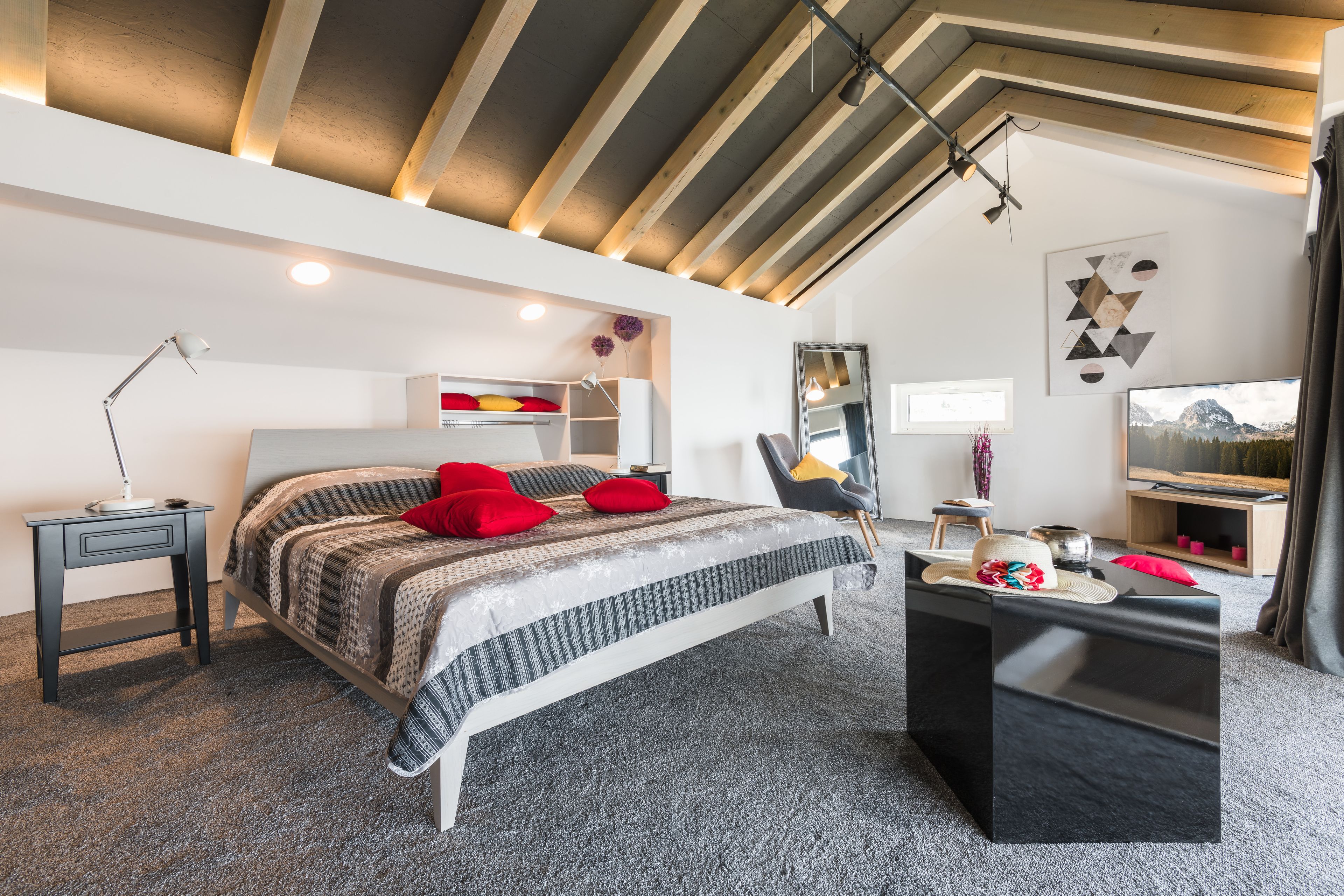 Dúplex, 1 quarto | Wi-fi grátis, roupa de cama fornecida 