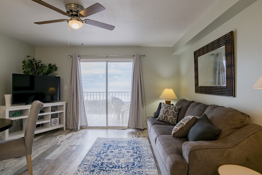 Beach Front - Summer Getaway - Alabama