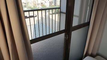 Estúdio, sacada (701) | Vista do quarto