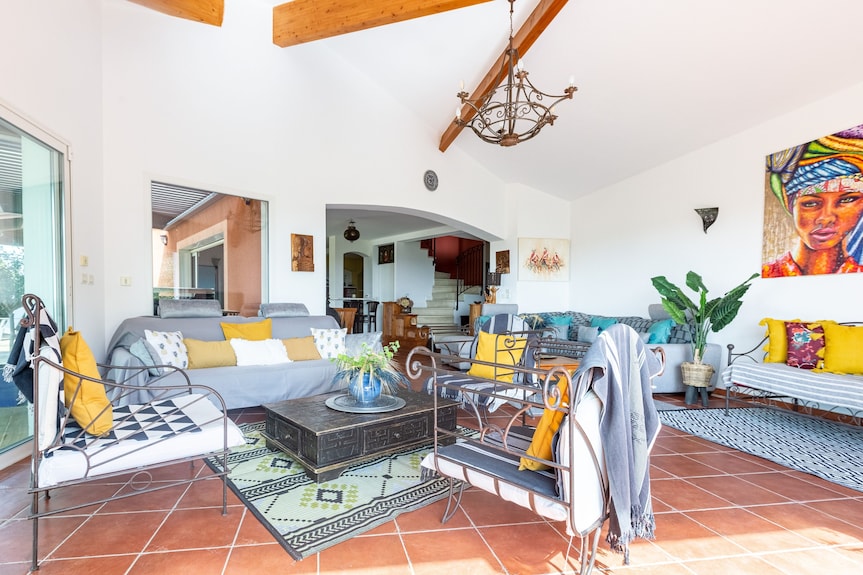 Villa De Charme, Piscine, Superbe Vue Sur Les Pyrénées Et La Campagne Gersoise - Auch